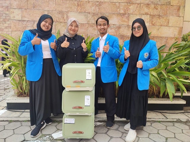 Tim PKMK UNIPMA Madiun Mengembangkan Vermibox menjadi Produk Inovasi ...